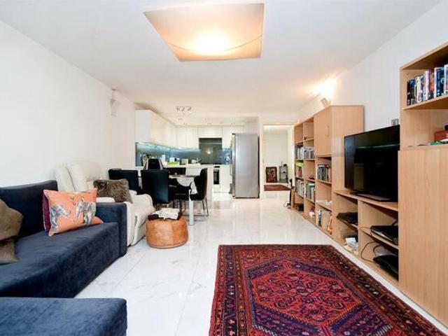 2 Bedroom Shared Living/roommate Camden Great London LS99523409