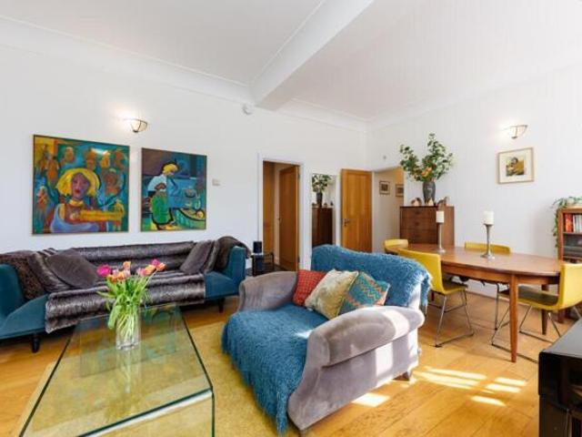 2 Bedroom Shared Living/roommate Camden Greater London 101677599