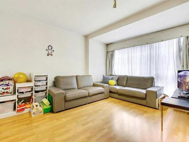 2 Bedroom Shared Living/roommate Camden Greater London 101278292