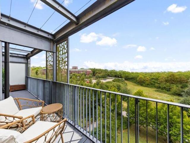 2 Bedroom Shared Living/roommate Campbell Park Buckinghamshire LS100366312
