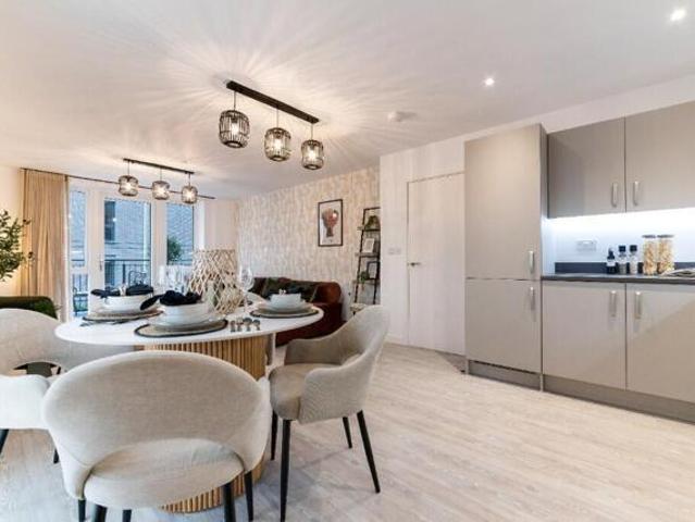 2 Bedroom Shared Living/roommate Canterbury Kent 101379169