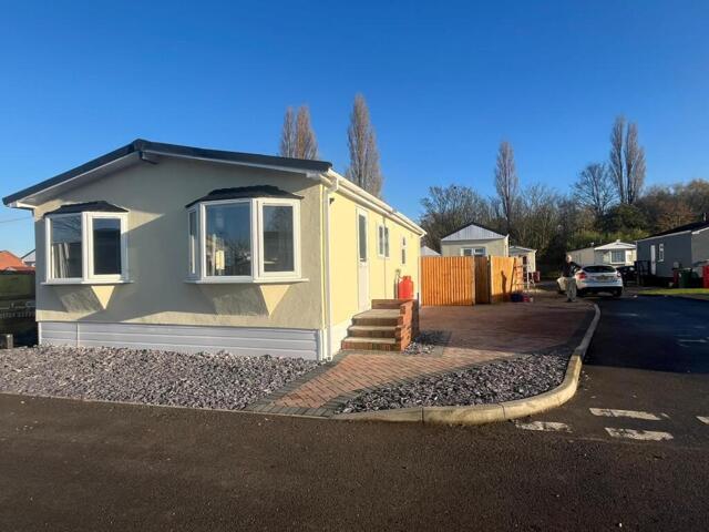 2 Bedroom Shared Living/roommate Charnwood Park Estate Charnwood Park Estate 98834821