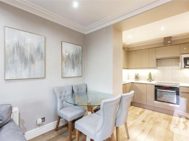 2 Bedroom Shared Living/roommate Chelmsford Essex 98834740