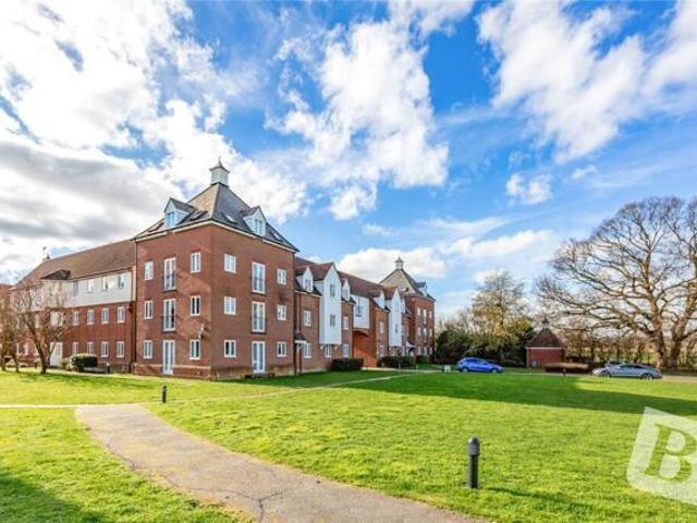 2 Bedroom Shared Living/roommate Chelmsford Essex LS101678889