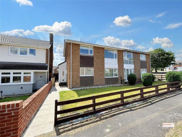 2 Bedroom Shared Living/roommate Chester Le Street County Durham LS100456627
