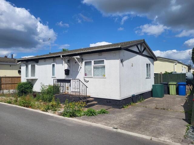 2 Bedroom Shared Living/roommate Chesterfield Derbyshire 99029570