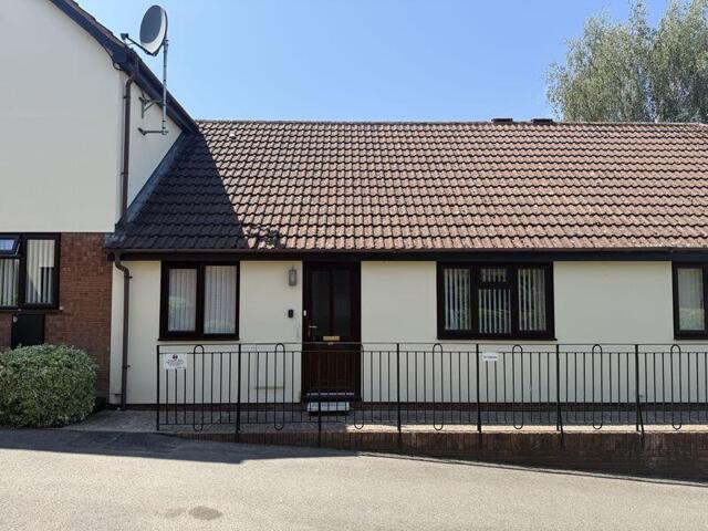 2 Bedroom Shared Living/roommate Churchdown Churchdown 98297038