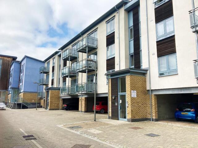 2 Bedroom Shared Living/roommate Colchester Essex 103485589
