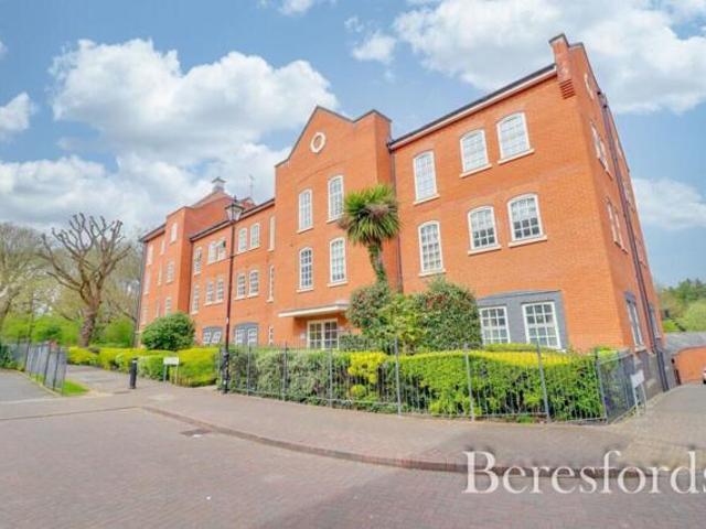 2 Bedroom Shared Living/roommate Colchester Essex LS101199774