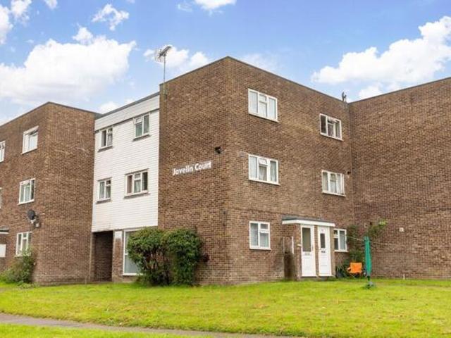 2 Bedroom Shared Living/roommate Crawley West Sussex LS100685312