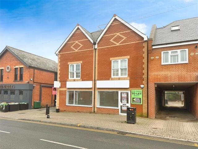 2 Bedroom Shared Living/roommate Crowthorne Berkshire LS99161964