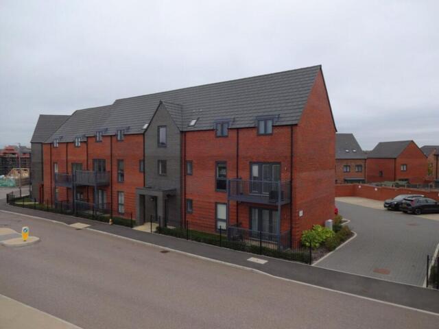 2 Bedroom Shared Living/roommate Dunstable Central Bedfordshire 101100140