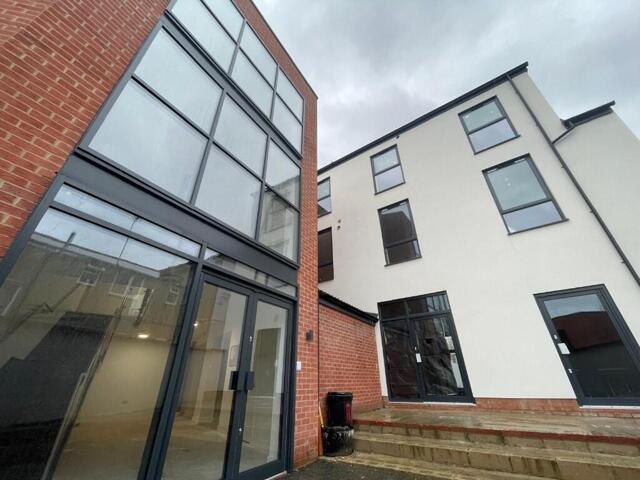 2 Bedroom Shared Living/roommate Derby Derbyshire 101448356