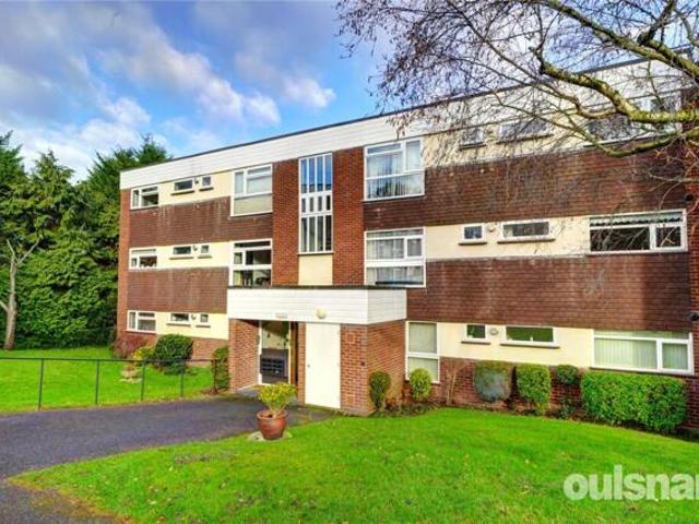 2 Bedroom Shared Living/roommate Droitwich Worcestershire LS99572087