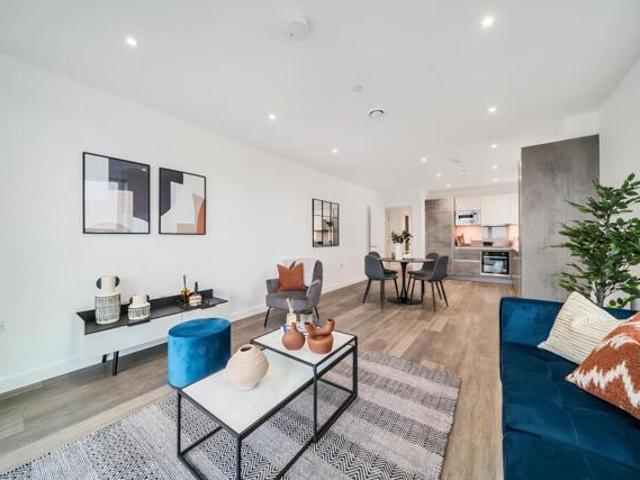 2 Bedroom Shared Living/roommate Ealing Great London 103486015
