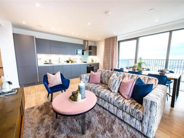 2 Bedroom Shared Living/roommate Ealing Greater London LS100503145