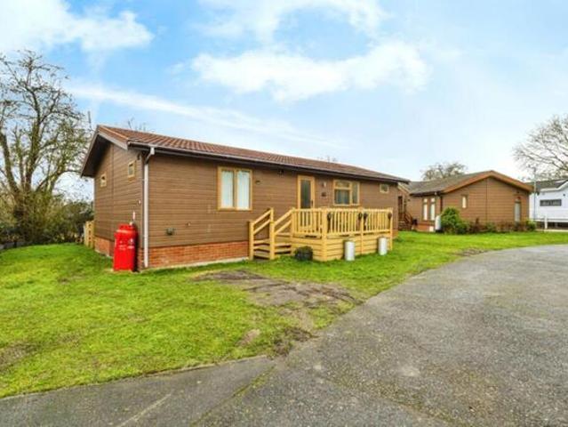 2 Bedroom Shared Living/roommate East Bergholt Essex 98204936