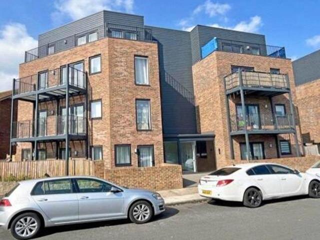 2 Bedroom Shared Living/roommate Eastbourne East Sussex LS101891908