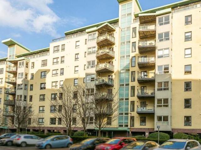 2 Bedroom Shared Living/roommate Edinburgh City Of Edinburgh 100733524