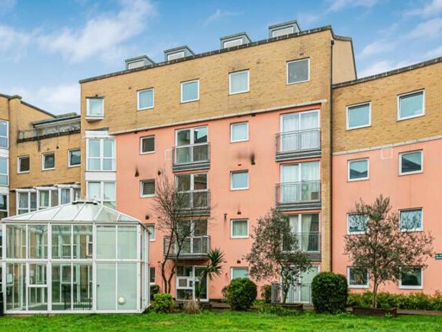 2 Bedroom Shared Living/roommate Feltham Greater London LS100398145