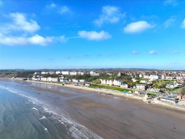 2 Bedroom Shared Living/roommate Filey North Yorkshire 99029198