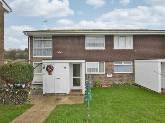 2 Bedroom Shared Living/roommate Folkestone Kent 98278238