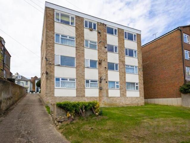 2 Bedroom Shared Living/roommate Folkestone Kent 101931717