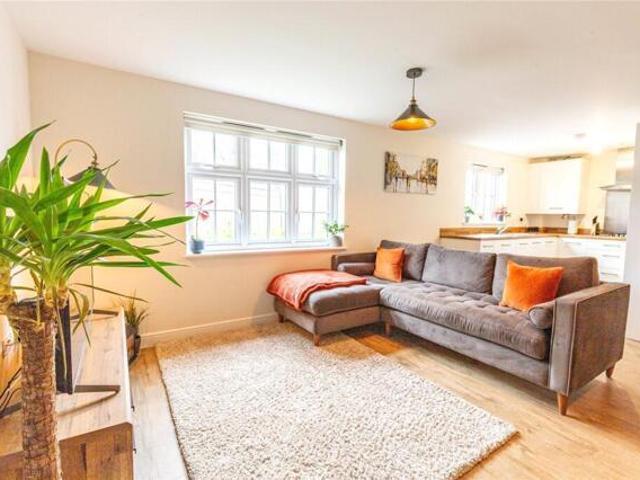 2 Bedroom Shared Living/roommate Frenchay South Gloucestershire LS98930308