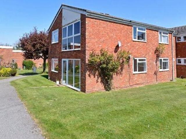 2 Bedroom Shared Living/roommate Guildford Surrey 101676126