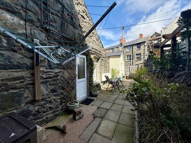 2 Bedroom Shared Living/roommate Gwynedd Gwynedd 98504079
