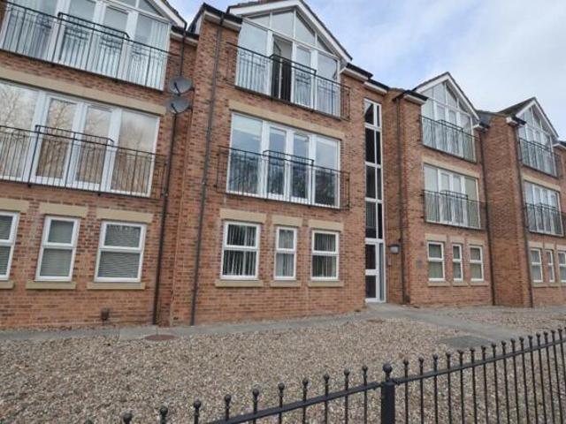 2 Bedroom Shared Living/roommate Gateshead Gateshead LS100540756