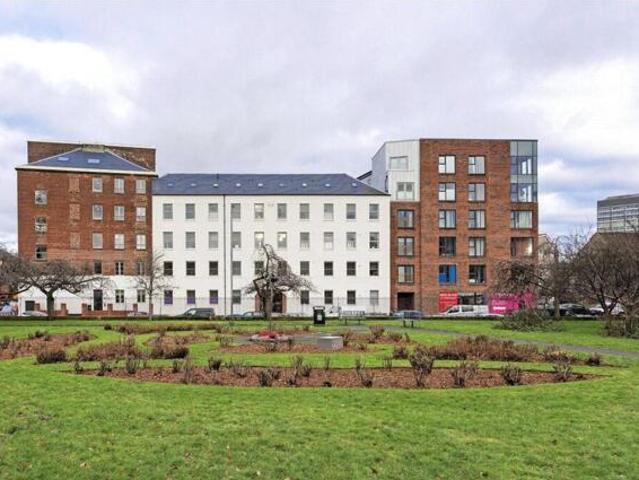 2 Bedroom Shared Living/roommate Glasgow City Glasgow City LS99029303