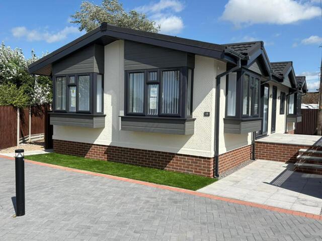 2 Bedroom Shared Living/roommate Gloucestershire Gloucestershire 101278228