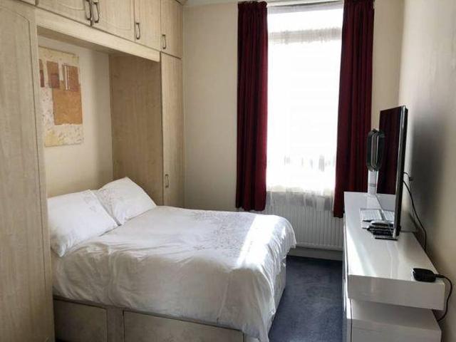 2 Bedroom Shared Living/roommate Greater London England LS97415542