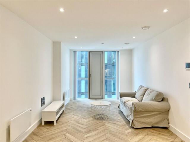2 Bedroom Shared Living/roommate Greater Manchester Greater Manchester LS99840480
