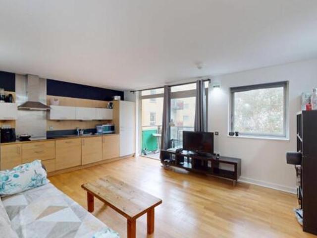 2 Bedroom Shared Living/roommate Greenwich Greater London LS100503252