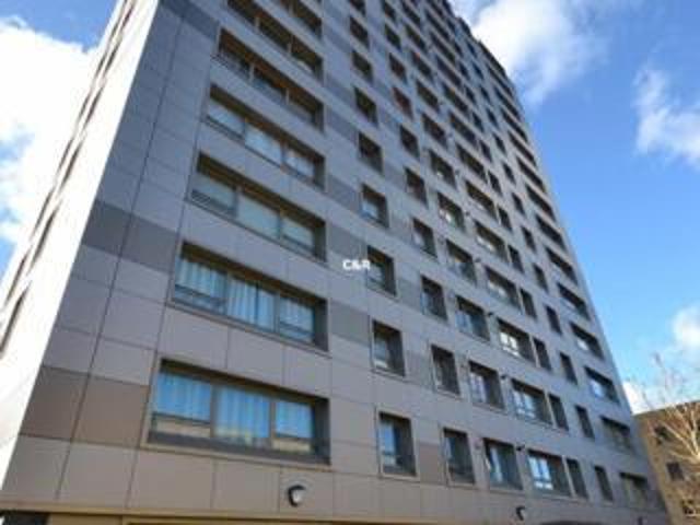 2 Bedroom Shared Living/roommate Hulme Hulme LS100456888