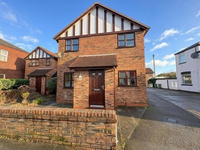 2 Bedroom Shared Living/roommate Hyde Tameside 99290084