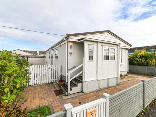 2 Bedroom Shared Living/roommate Hampshire Hampshire 99130228