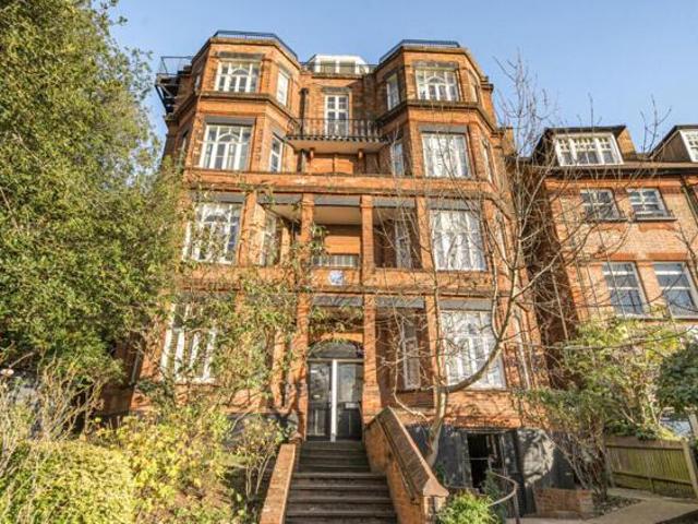 2 Bedroom Shared Living/roommate Hampstead Greater London LS100855261