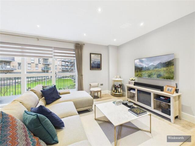 2 Bedroom Shared Living/roommate Harrow Greater London LS100426145