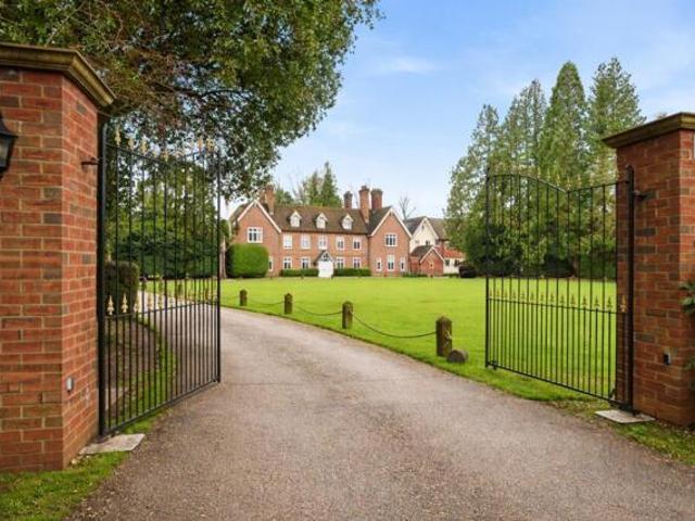 2 Bedroom Shared Living/roommate Hatfield Hertfordshire 100096750