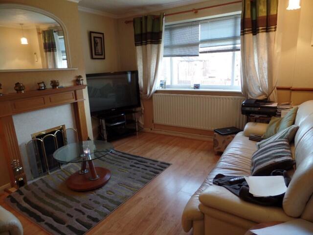 2 Bedroom Shared Living/roommate Hayes Great London 100794436