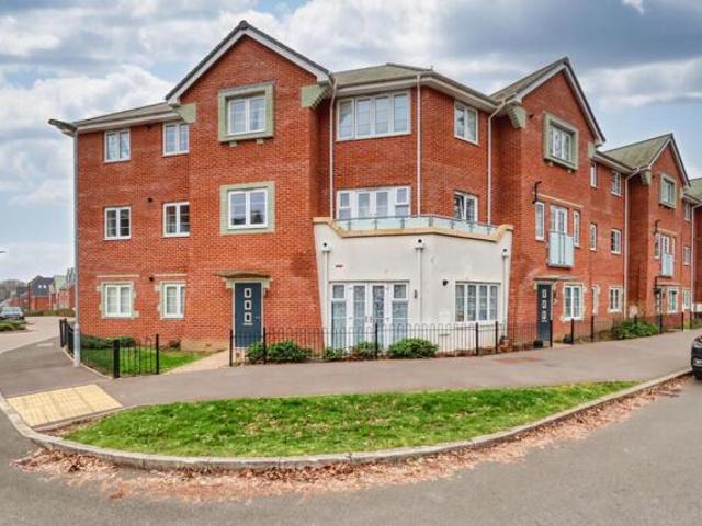 2 Bedroom Shared Living/roommate High Wycombe Buckinghamshire 100398593