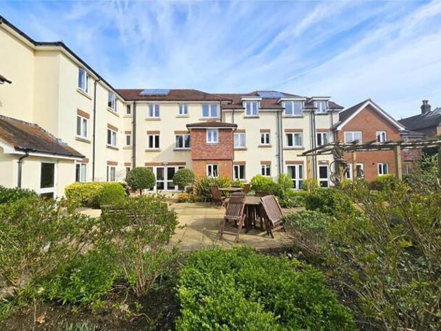 2 Bedroom Shared Living/roommate Hindhead Surrey 98903727
