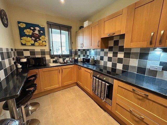 2 Bedroom Shared Living/roommate Kent Kent LS99380876