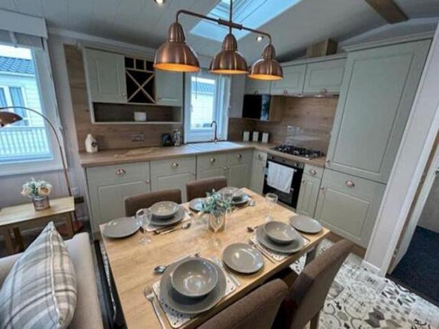 2 Bedroom Shared Living/roommate Kent Kent LS90757162