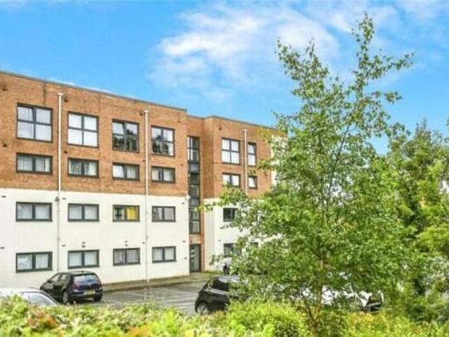 2 Bedroom Shared Living/roommate Knowsley Merseyside LS99641961