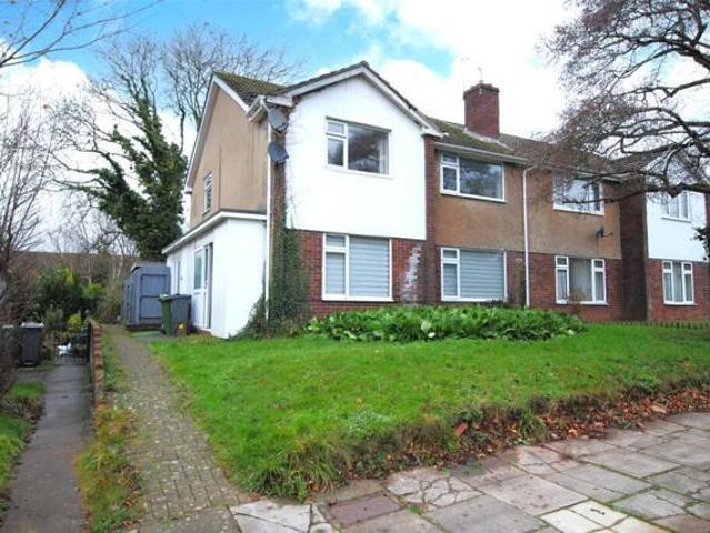 2 Bedroom Shared Living/roommate Lakeside Cardiff 98903512