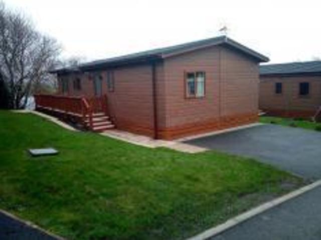 2 Bedroom Shared Living/roommate Lancaster Lancashire 100191786